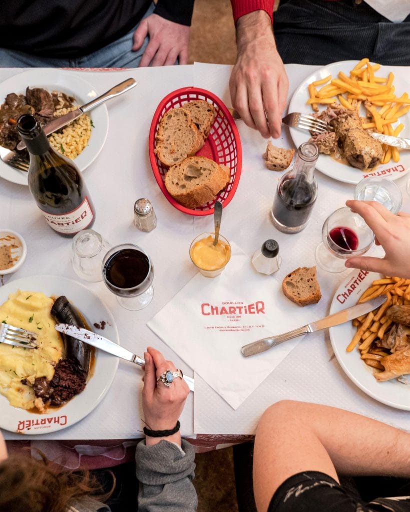 Les Bouillons Chartier : une expérience culinaire parisienne unique - Vivre paris